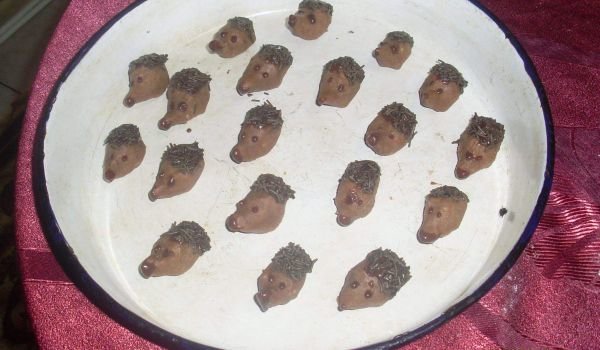 Бисквитени таралежи - Моята Рецепта