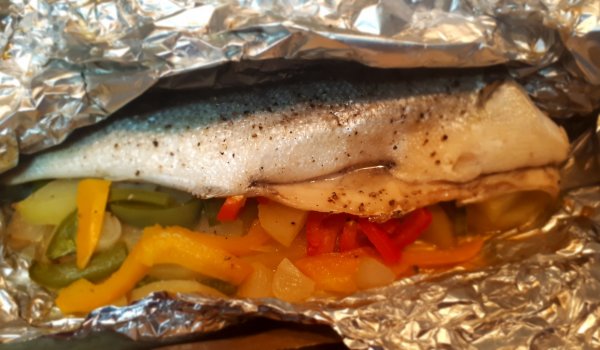 Лаврак на фурна във фолио - Моята Рецепта