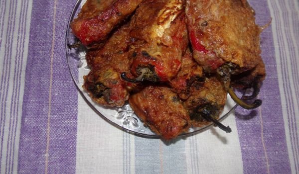 Панирани печени пиперки с яйца и сирене - Моята Рецепта