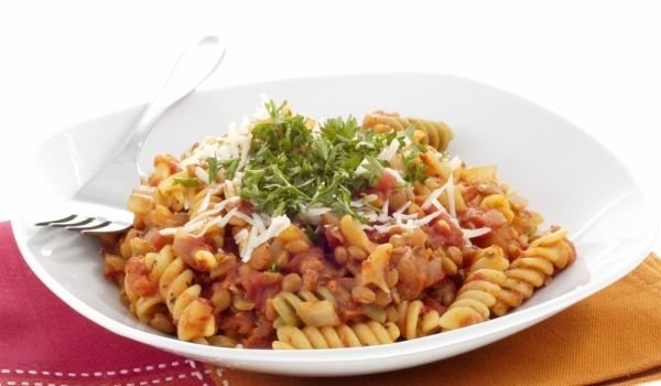 Паста с говеждо и леща - Моята Рецепта
