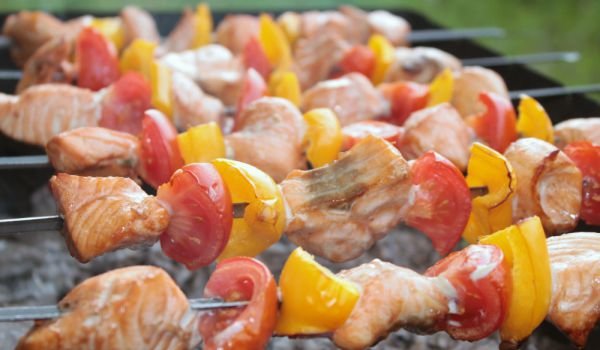 Шишчета от риба меч на скара - Моята Рецепта