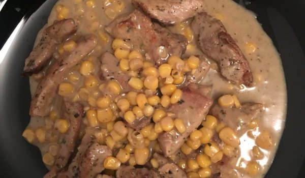 Свински флейки със сос сметана и гъби - Моята Рецепта